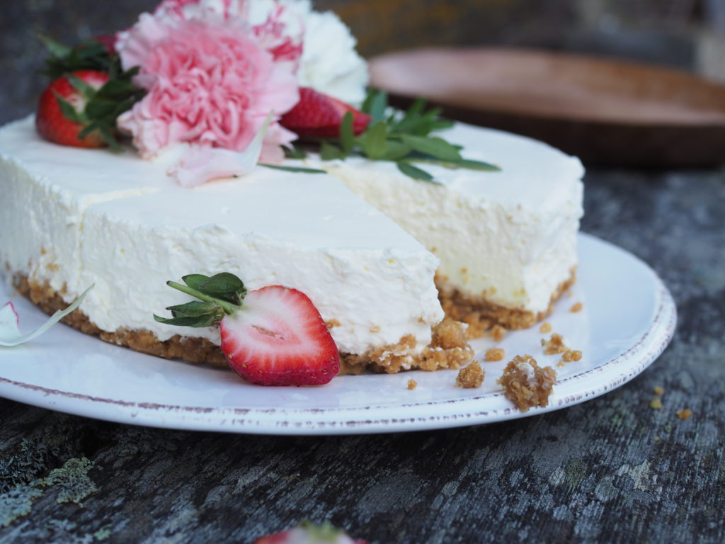 Kari's Ostekake (Cheesecake) - North Wild Kitchen