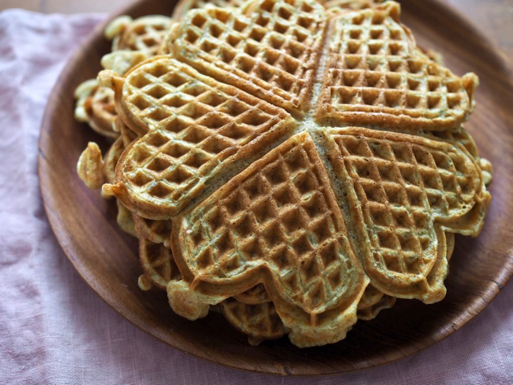 Rye Waffles with Wild Blueberry Butter (Rugvafler med Blåbærsmør ...