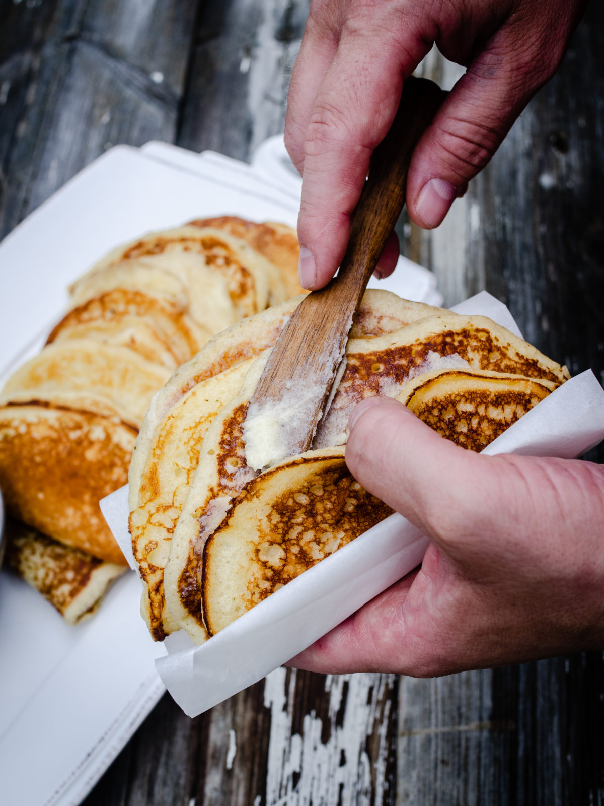 Norwegian Griddle Cakes with Buttercream (Sveler med Smørkrem) - North Wild Kitchen