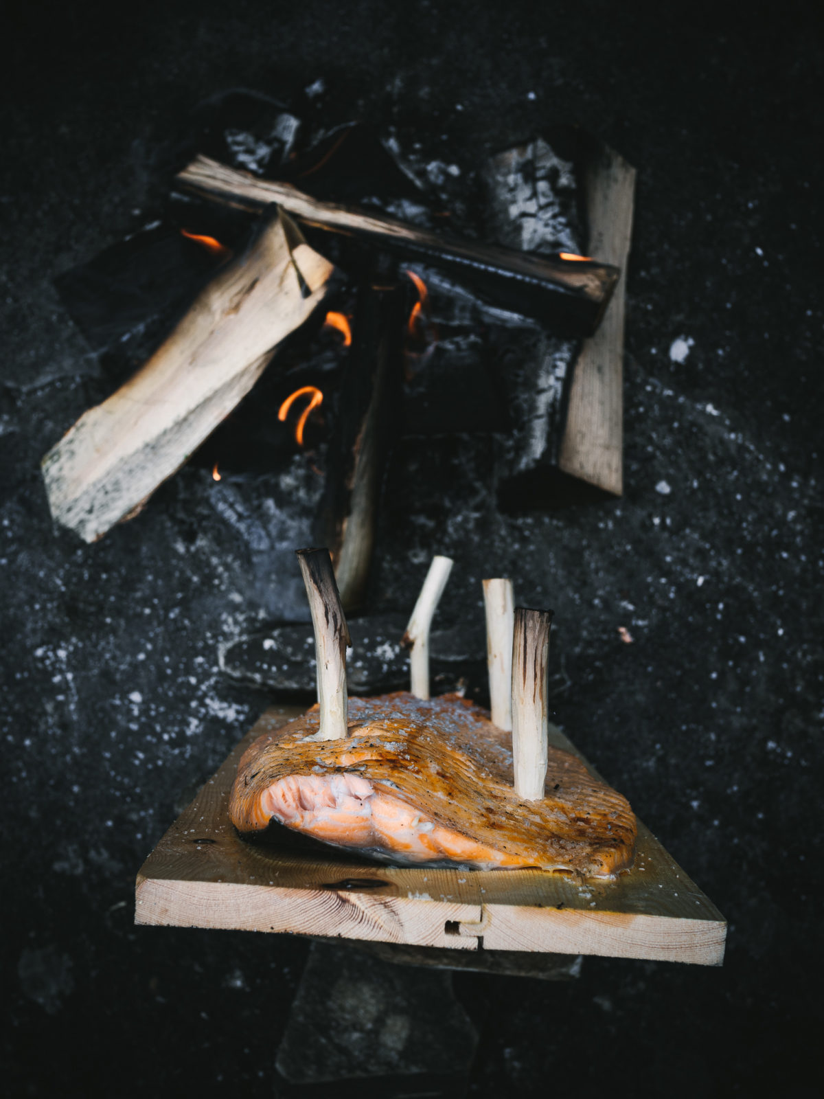 Plank Salmon (plankelaks) - North Wild Kitchen