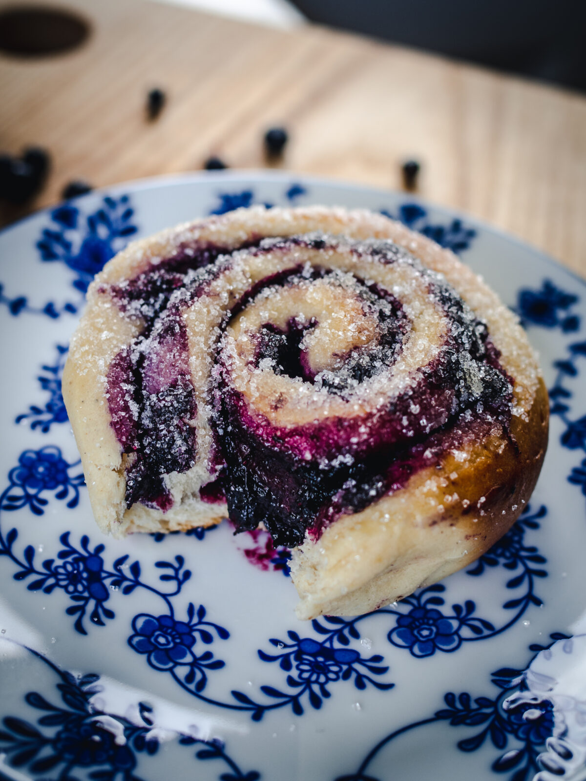 Bilberry ‘Wild Blueberry’ Buns (blåbærboller) - North Wild Kitchen